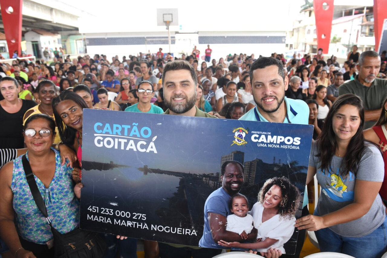 Prefeito Wladimir realiza a entrega do Cartão Goitacá a 855 novos ...